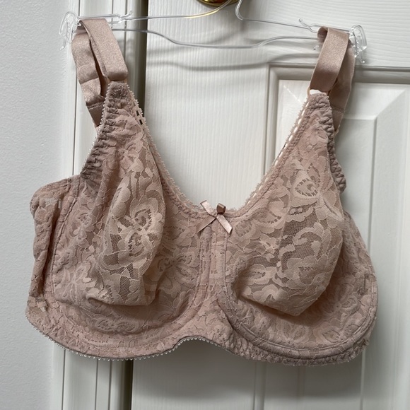 Bali | Intimates & Sleepwear | Bali Lace N Smooth Underwire Bra | Poshmark